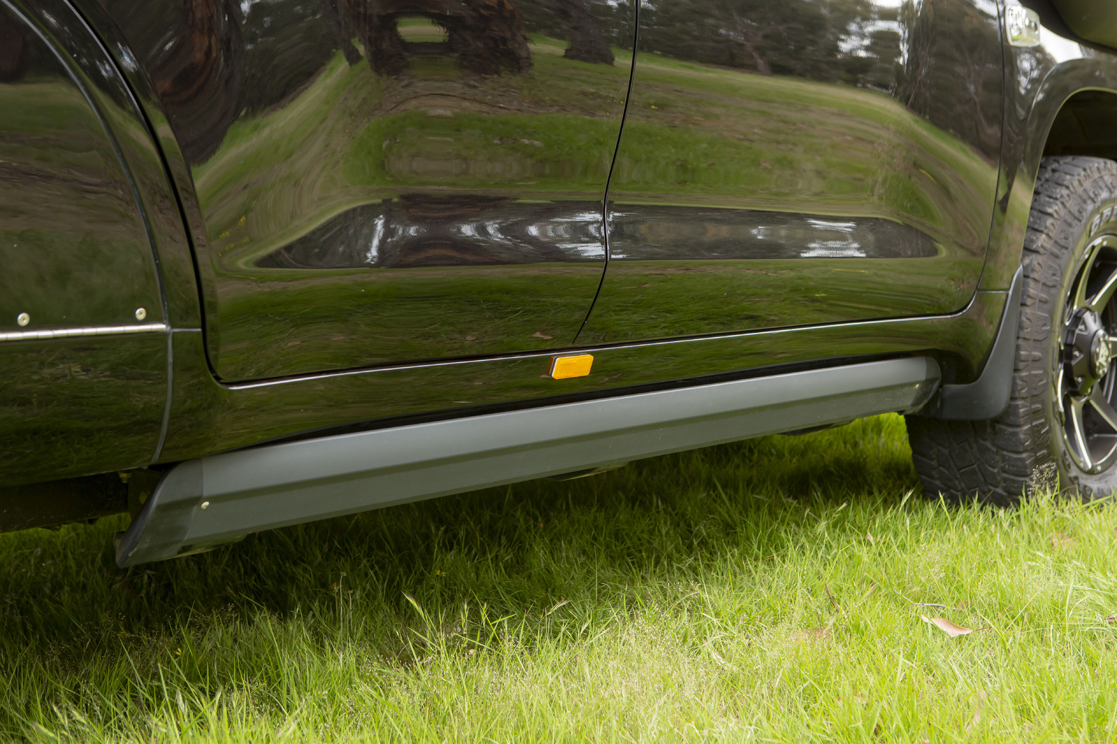 Clearview Power Boards Retractable Side Steps to suit Ford Ranger PX